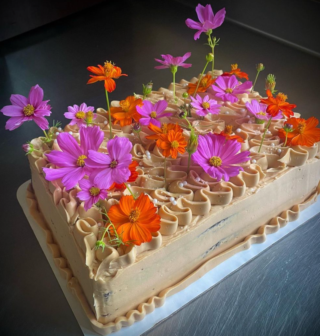 Beautiful Sheet Cake Designs 1/2 Sheet Layer Cake (serves 35 To 50)